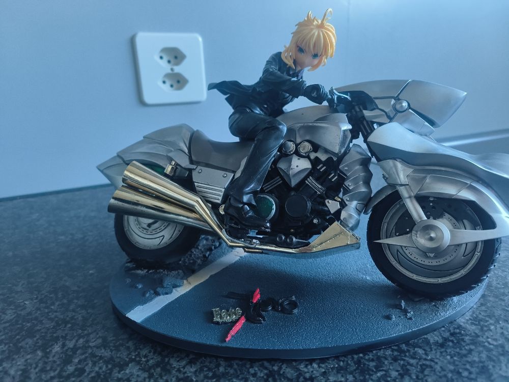 Fate / Zero Saber Saber Motor Cuirassier 1/8 Scale PVC Figur | Kaufen ...