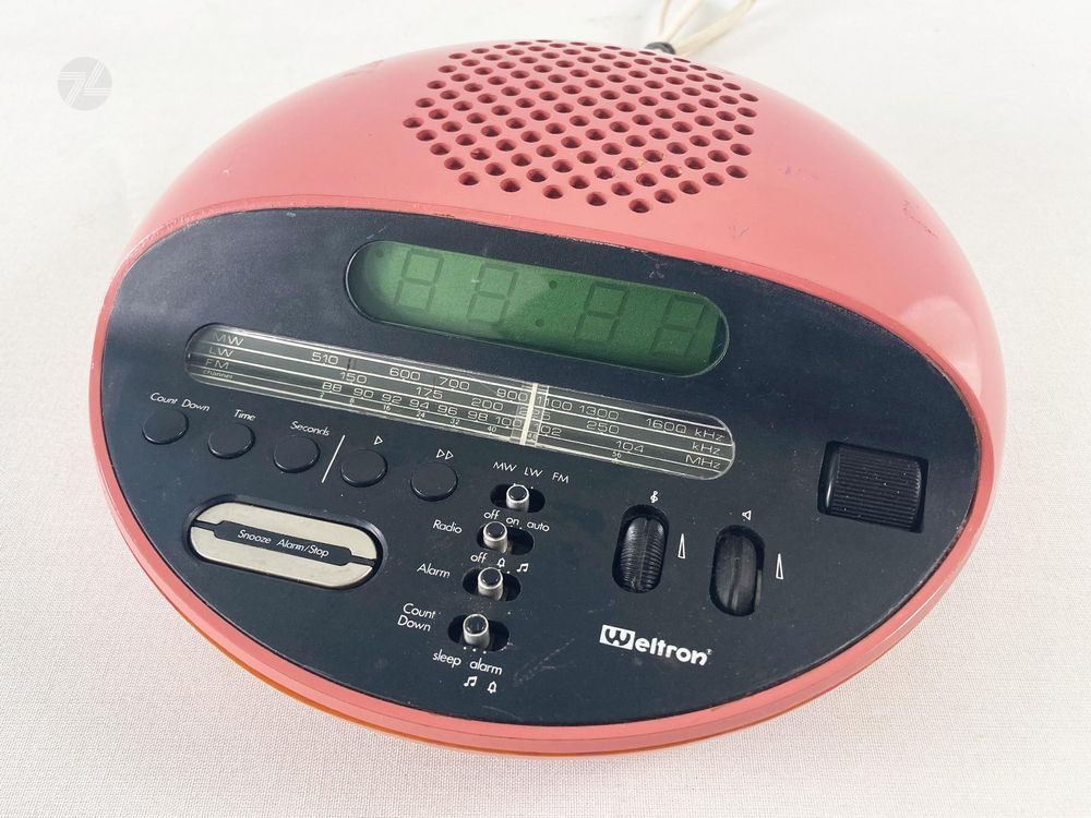 Weltron 2501 Radio Wecker Alarm Clock LCD Digital Anzeige | Kaufen auf Ricardo