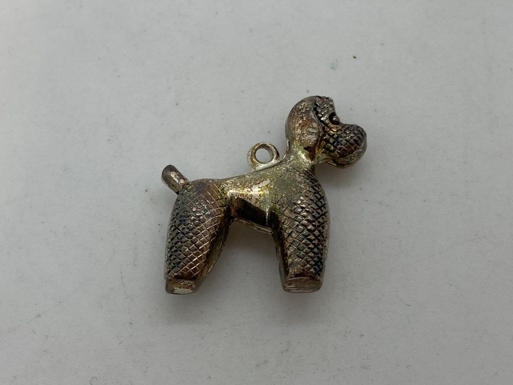 ANHÄNGER Tier PUDEL 24x17mm // E014 (Gebraucht) in Bern für CHF 5 – mit Lieferung auf Ricardo kaufen