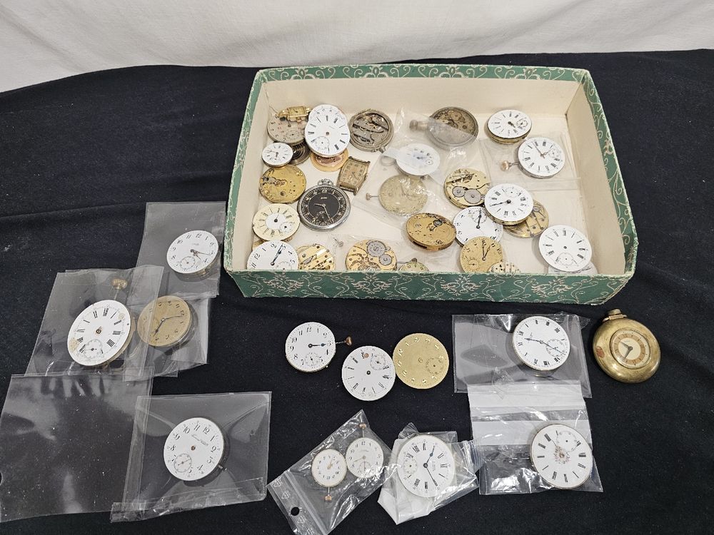 Taschenuhr Ersatzteile Konvolut Uhrwerke Zifferblätter (Gebraucht) in Wolfertswil für CHF 88 ...