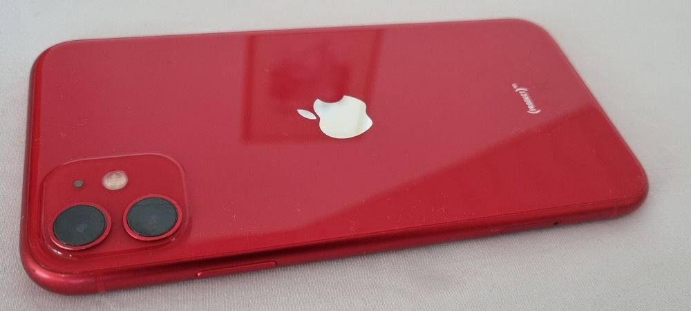 iPhone 11 (128 GB, rot) (Gebraucht) in Langendorf für CHF 170 – mit ...