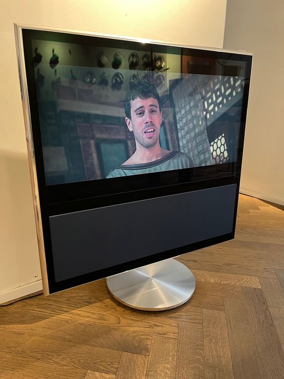 Beovision 11-40 avec pied de sol motorisé | Kaufen auf Ricardo