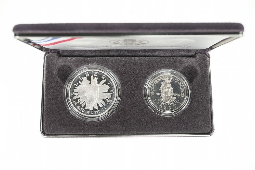 USA "PROCLAIMING TRIUMPH DEMOCRACY" 1989 Two Coin Proof Set (Neu ...