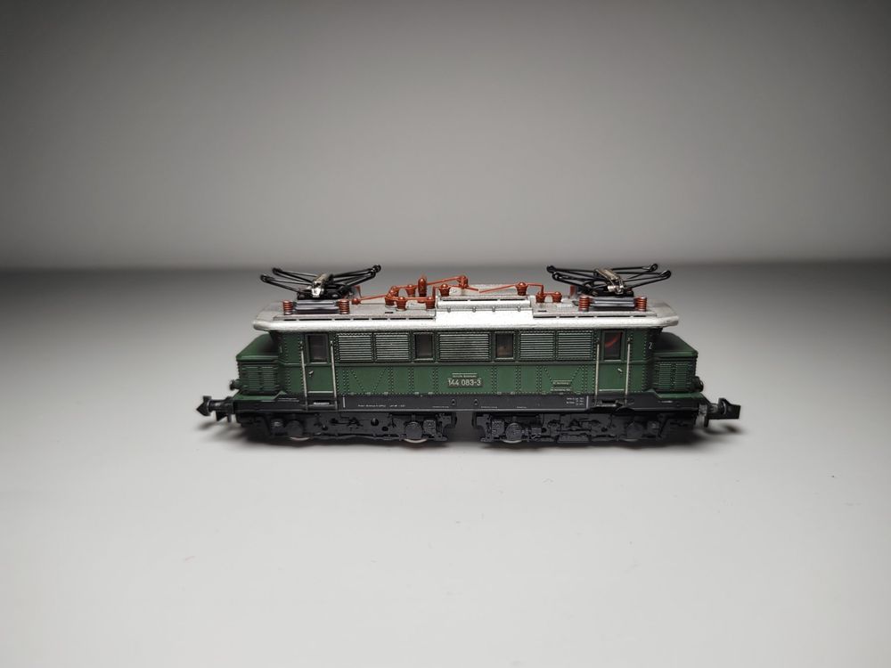 MINITRIX 51 2033 00 BR 144 (Gebraucht) in für CHF 114 – mit Lieferung ...