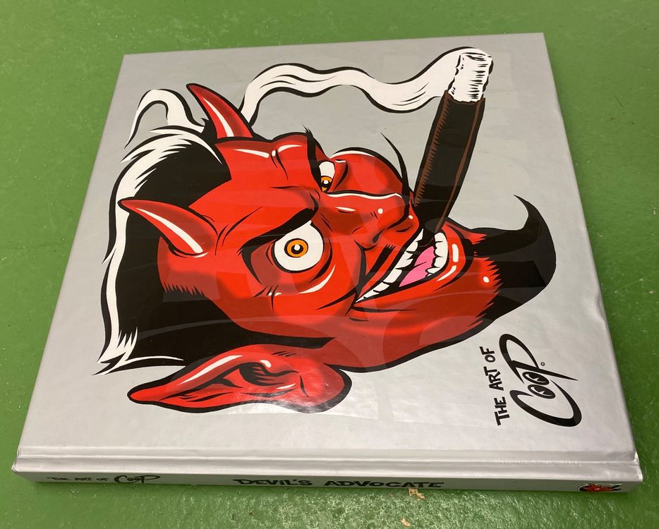 Devil's Advocate: The Art of Coop (gebunden, signiert) (Gebraucht) in ...
