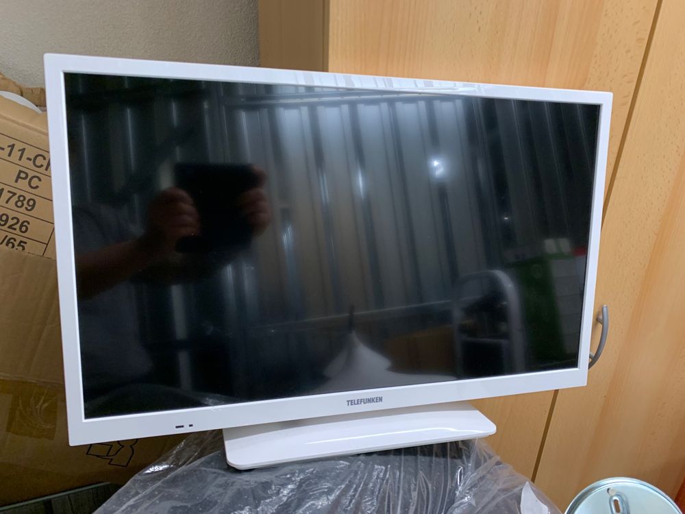 Telefunken D24H550G1CWV White - 24'', HD Ready LED TV (Neu (gemäss ...