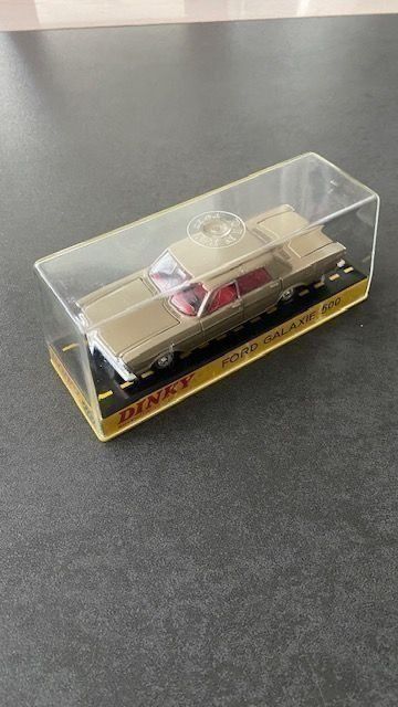 Dinky Toys Ford Galaxie 500 réf. 1402 avec boîte d’origine (Neu (gemäss ...