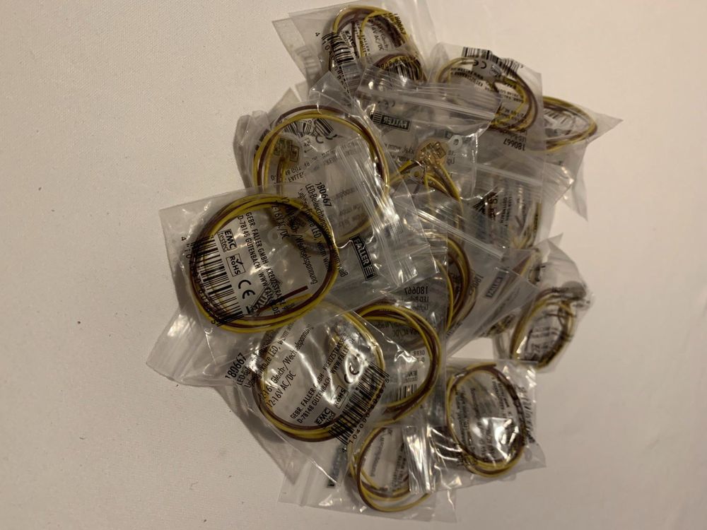 20x Faller 180667 LED-Beleuchtungssockel (Neu und originalverpackt) in ...