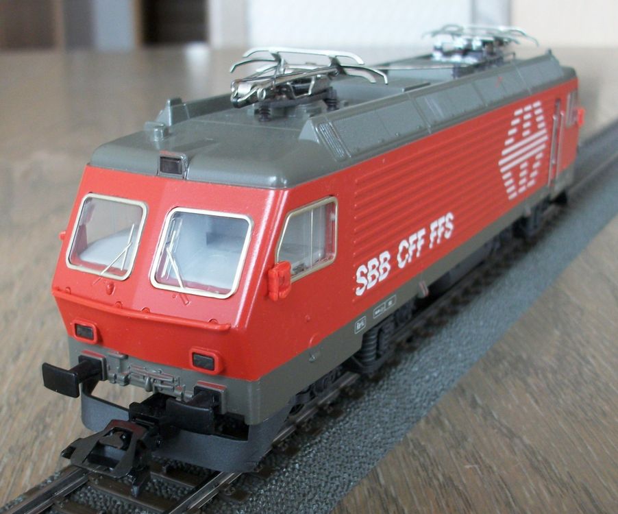 SBB-Elektrolokomotive Re 4/4 IV, rot; neu | Kaufen auf Ricardo