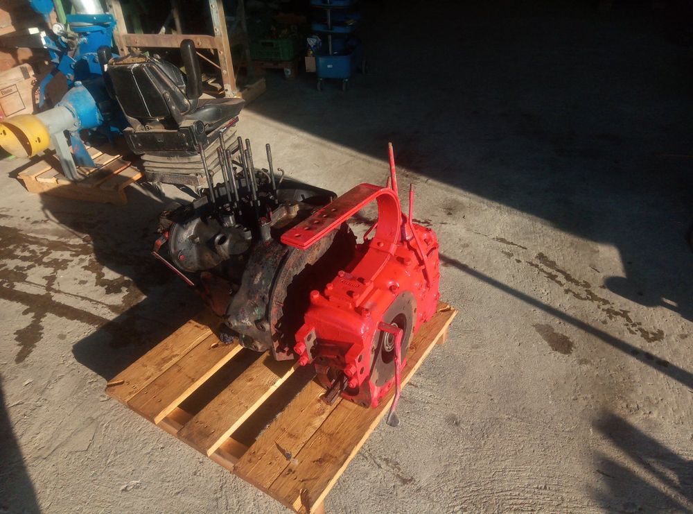 Motor und Getriebe zu Fahr D88 | Kaufen auf Ricardo