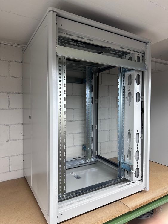 19 Zoll Netzwerkschrank | Kaufen auf Ricardo