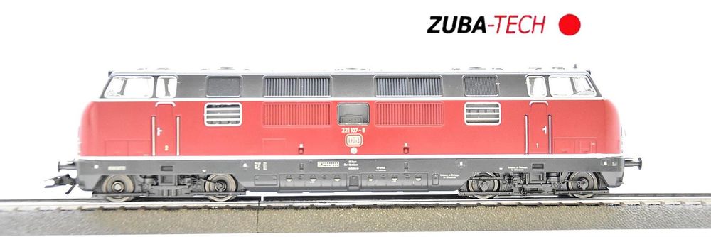 Märklin 3582 Diesellok BR 221 DB Analog (Gebraucht) in für CHF 99.5 ...