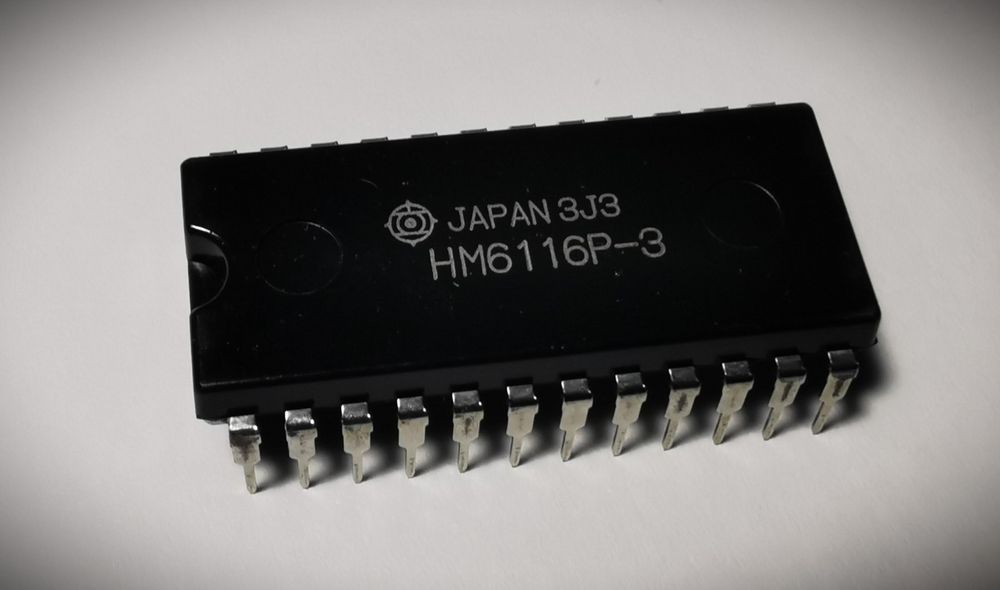 HM6116P-3 2048-word x 8-bit High Speed CMOS Static RAM (Neu und originalverpackt) in Oberwangen ...