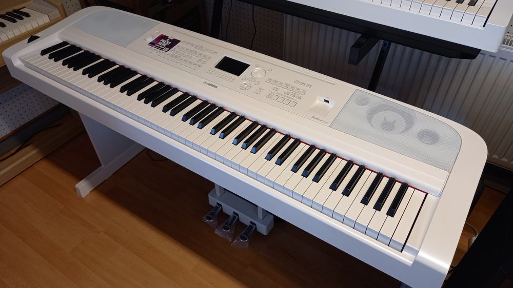 Yamaha DGX 670 e-Piano (WEISS!) mit GARANTIE bis Juni 2024 | Kaufen auf ...