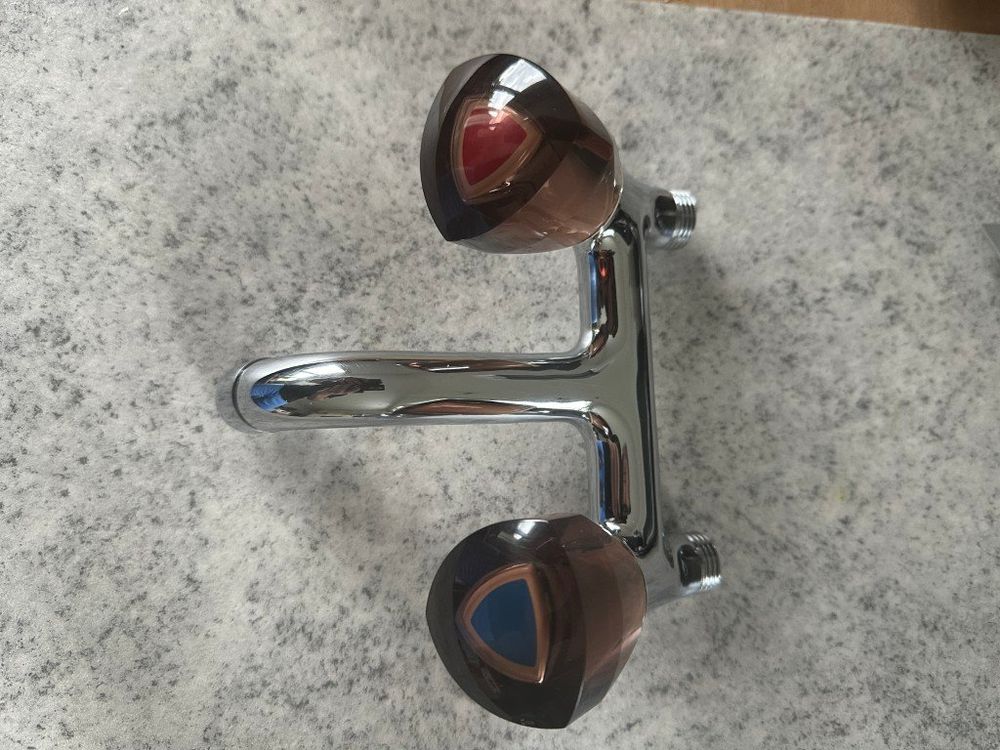 KWC Armatur für Waschtisch Lavabo Wasserhahn (Gebraucht) in Brunnen für ...