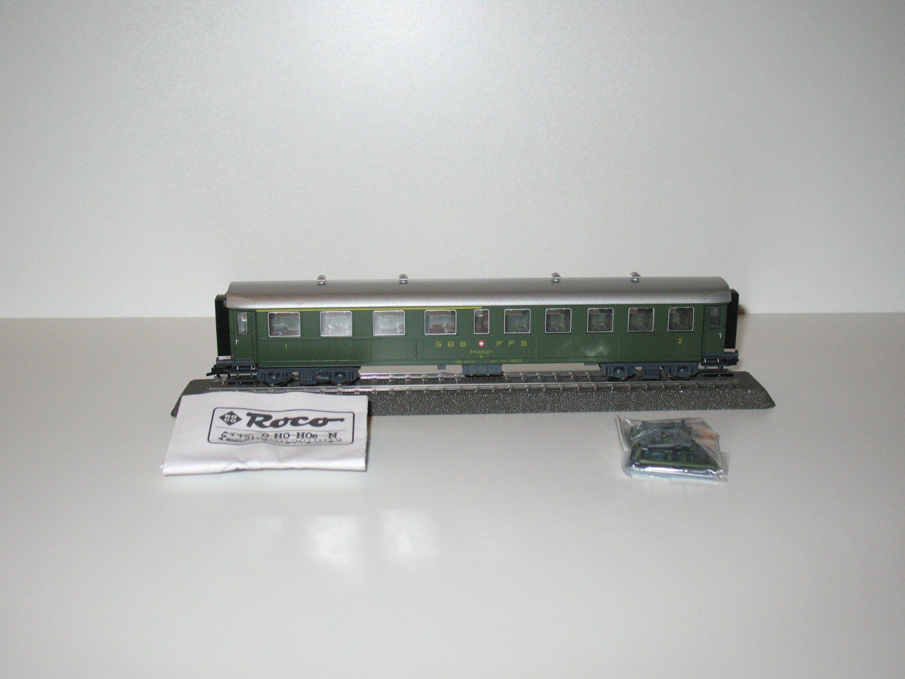 Personenwagen der SBB 1./2. Klasse in H0= / Roco in 44881 (Gebraucht ...