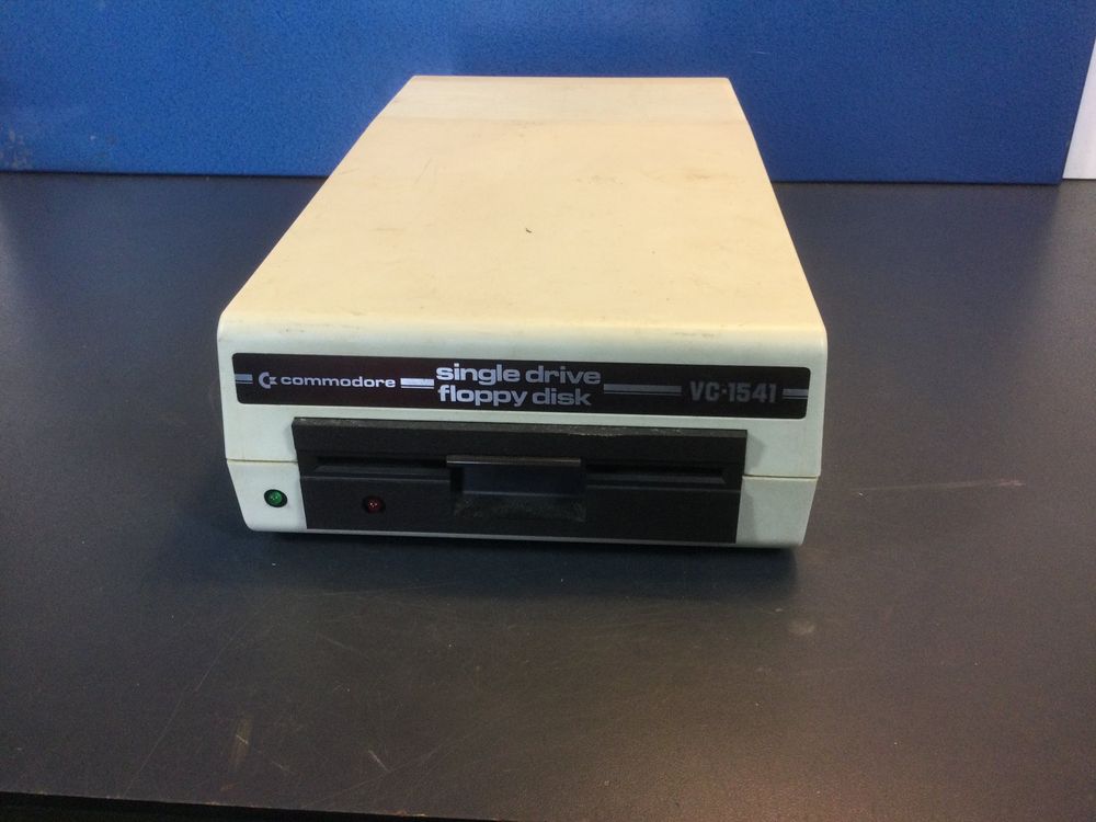 Altes gebrauchtes Commodore VC-1541 Floppy Disk Drive (Gebraucht) in ...