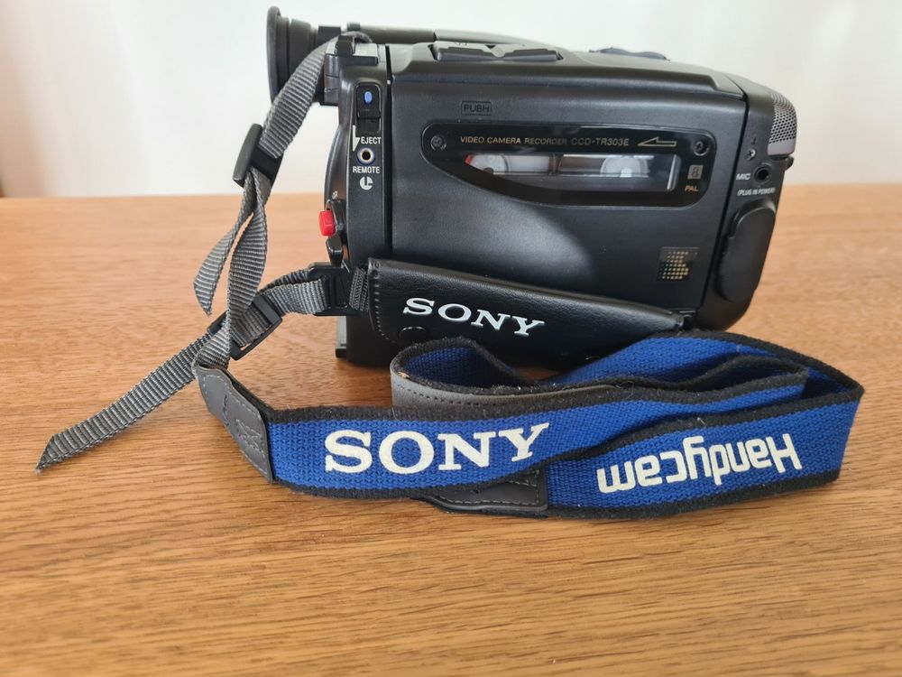 Original Vintage Sony CCD-TR303E Camcorder/ Handycam (Gebraucht) in ...