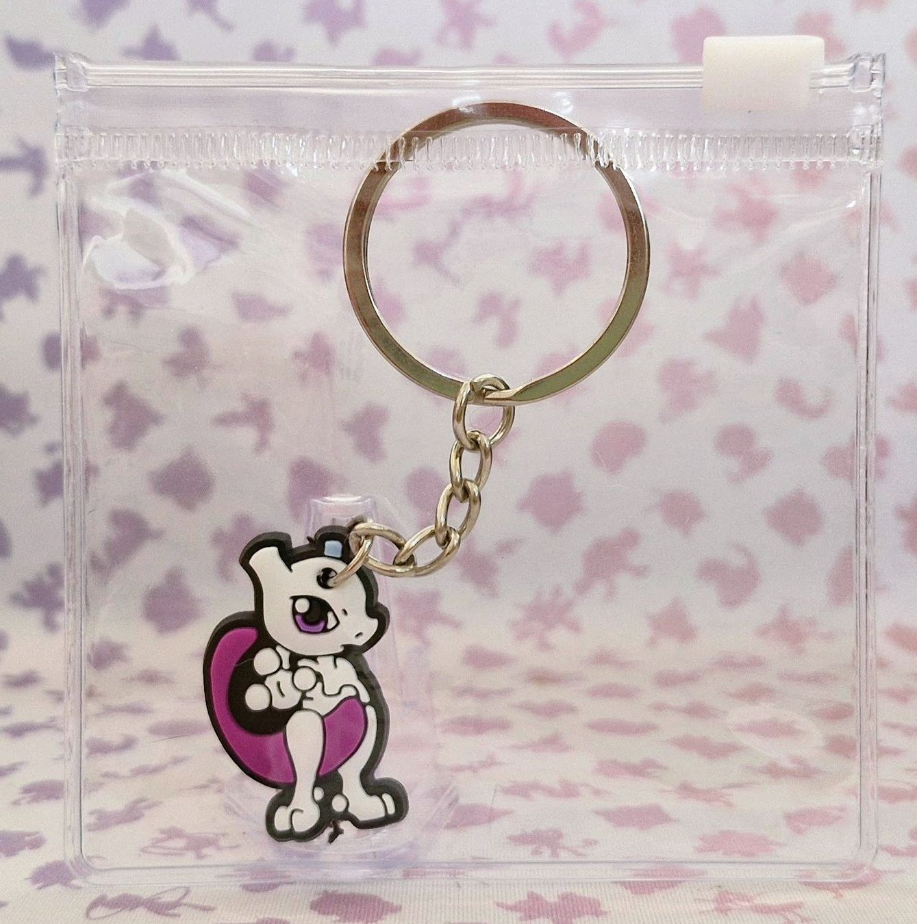 Pokemon Baby Mewtu / Mewtwo Schlüsselanhänger (Neu und originalverpackt ...