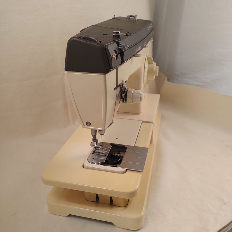 Ab 1.- Singer 7184 Nähmaschine inkl. Koffer und Zubehör | Kaufen auf ...