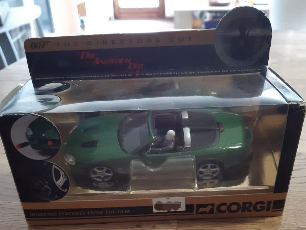 CORGI 007 The Directors Cut James Bond Jaguar XKR CC07603 (Neu und ...