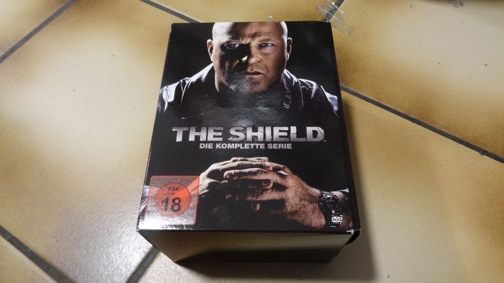 The Shield - Die komplette Serie DVD BOX | Kaufen auf Ricardo