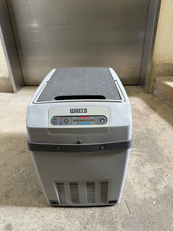 Waeco 20L Kühl- und Heizbox (Gebraucht) in Trimstein für CHF 87 – mit ...