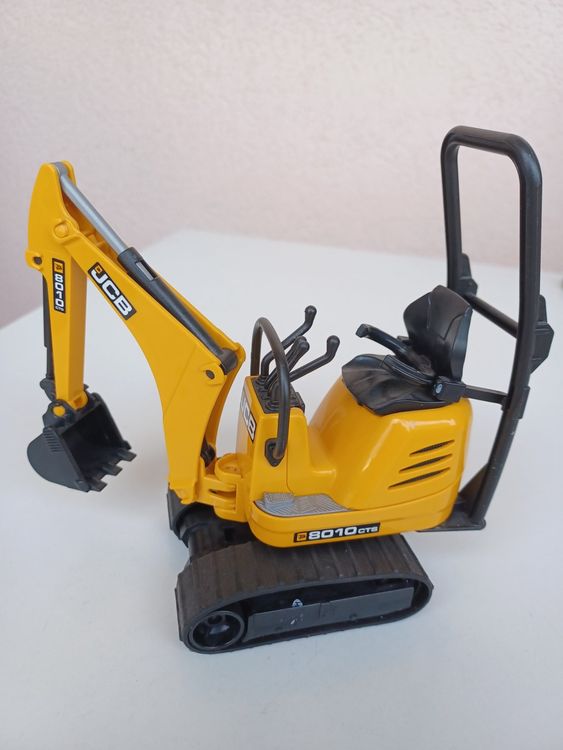 Bagger von Bruder JCB 8010 CTS | Kaufen auf Ricardo