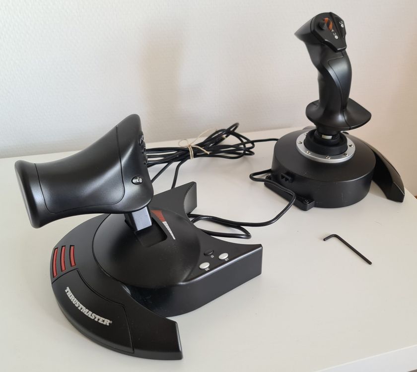 Joystick Thrustmaster T.Flight Hotas X | Kaufen auf Ricardo
