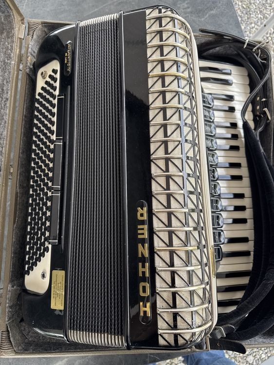 Hohner atlantic IV de luxe 4chörig (Gebraucht) in Strengelbach für CHF ...