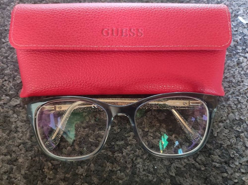 Guess Brille -1,75 (Gebraucht) in Thörigen für CHF 30 – mit Lieferung ...