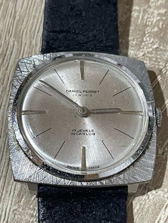 Alte Daniel Perret Armbanduhr ab 1.- | Kaufen auf Ricardo