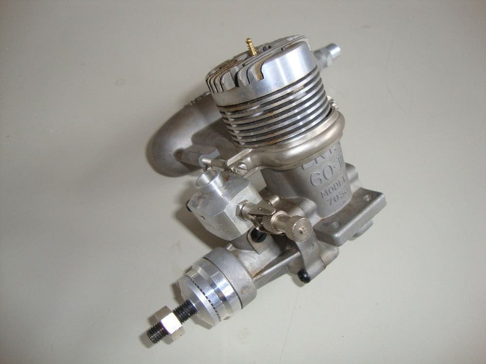 Vintage Modell Flugmotor ENYA 60-III Model 7033 (Defekt) in Herisau für CHF 40 – mit Lieferung ...