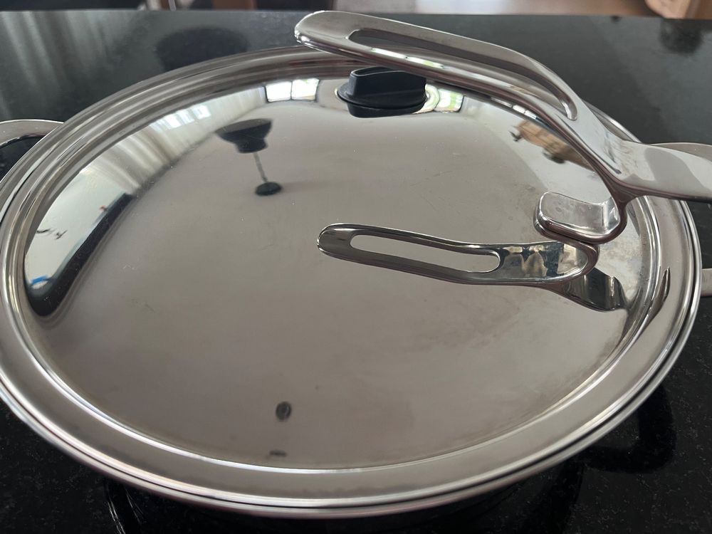 Tupperware Pfanne mit Schwamm (Gebraucht) in für CHF 12 – mit Lieferung ...