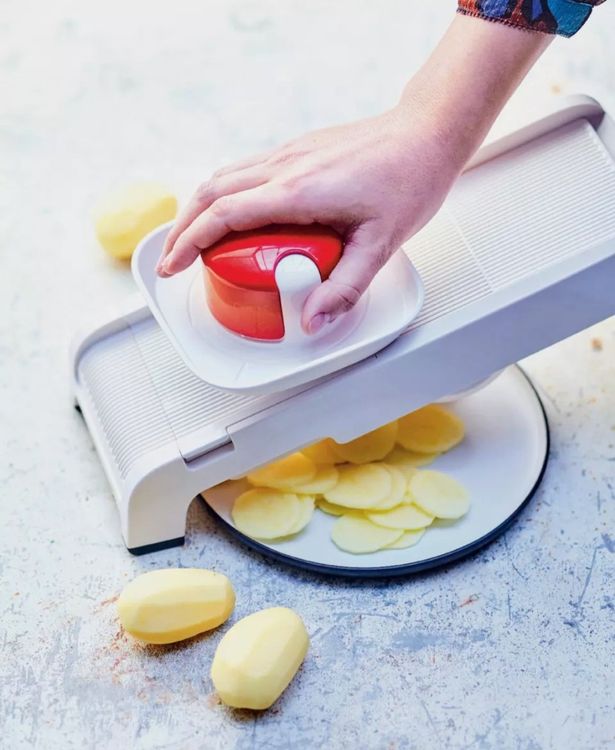 Mando Chef Tupperware, NEU (Neu und originalverpackt) in Lachen SZ für ...