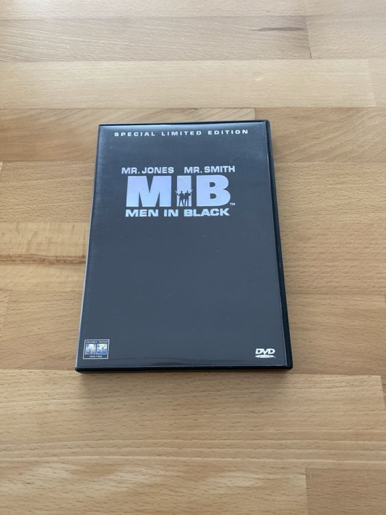 MIB MEN IN BLACK 1 DVD (Gebraucht) in für CHF 1 – mit Lieferung auf ...