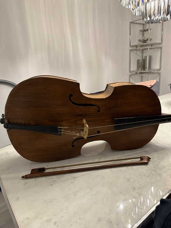 Sehr altes Cello mit Bogen | Kaufen auf Ricardo