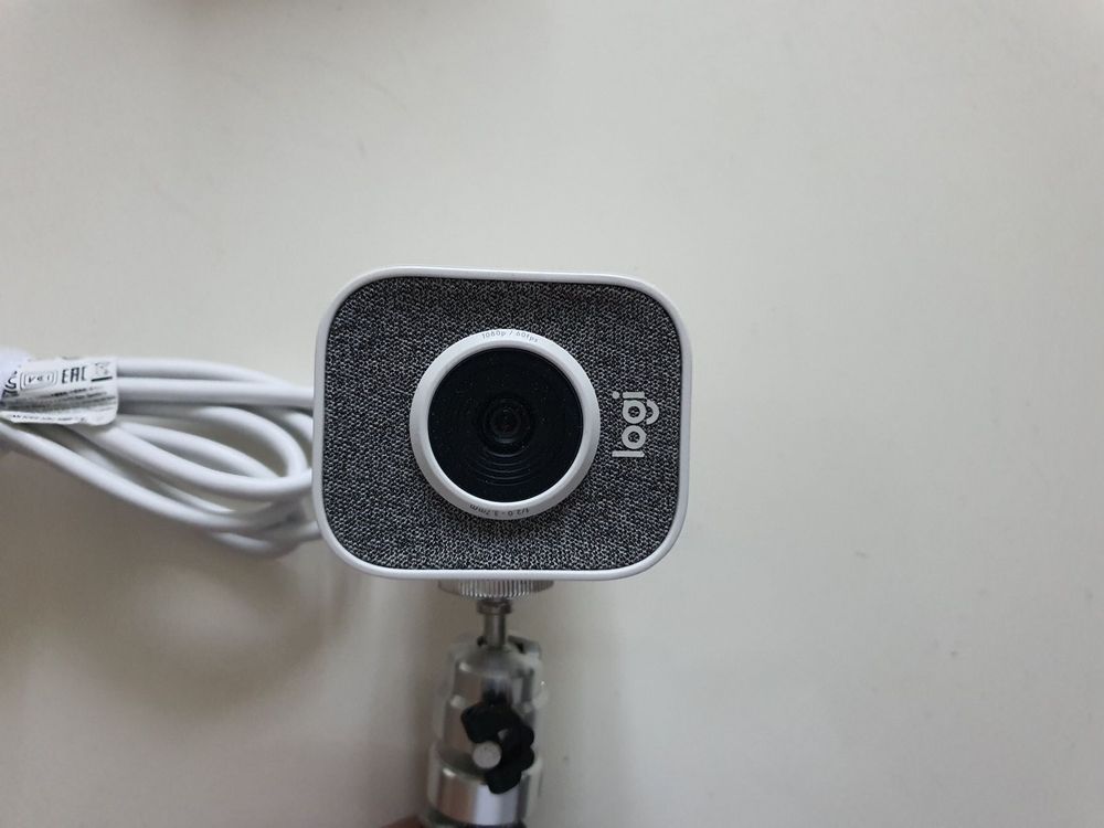 Logitech Webcam inkl. Mini-Stativ | Kaufen auf Ricardo