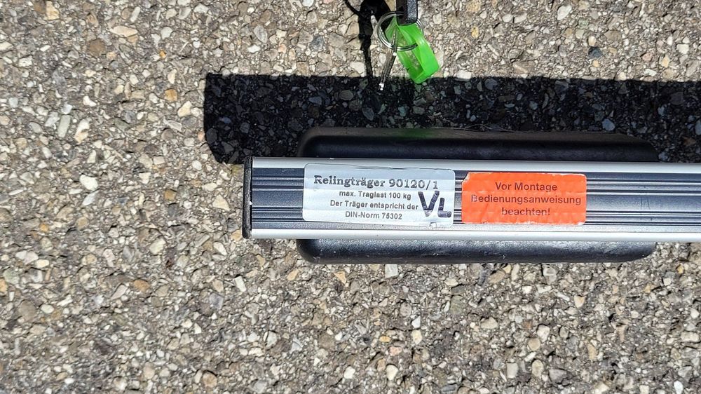 Dachbox Thule Evolution 700 mit Dachträger (Gebraucht) in Twann für CHF ...