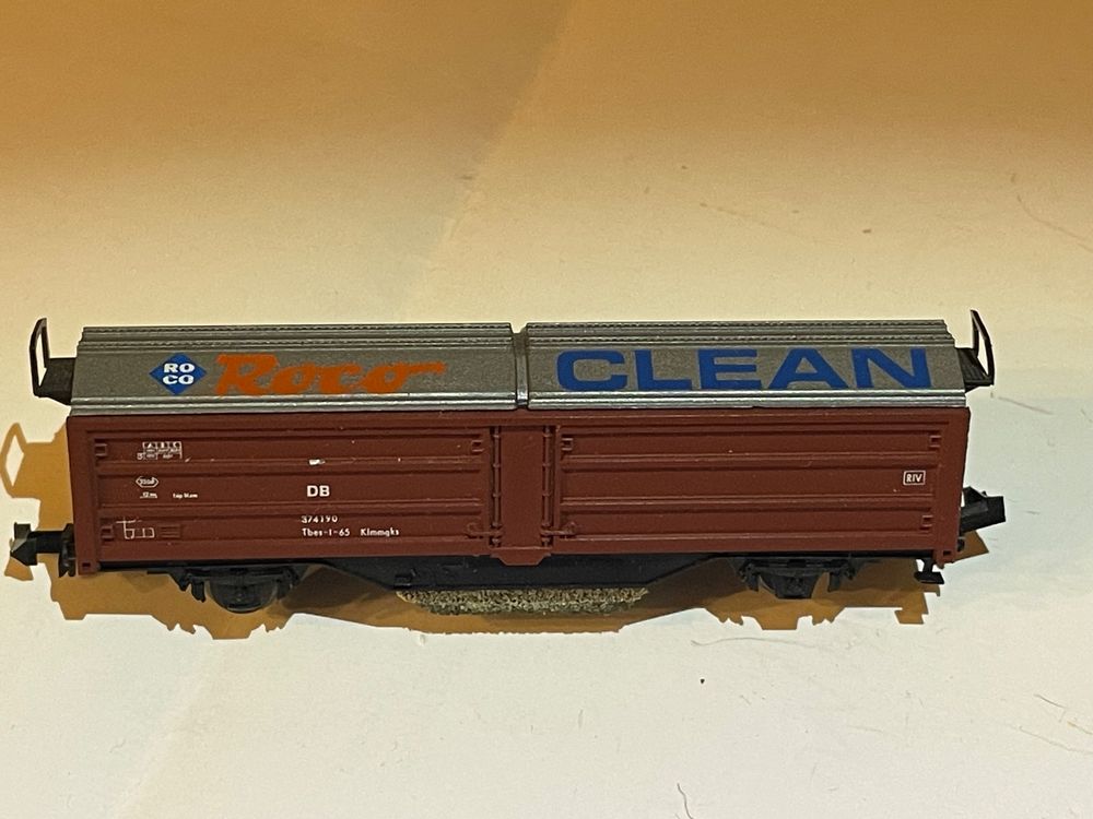 Roco 25093 Schienenreinigungswagen der DB 374190 (Gebraucht) in ...