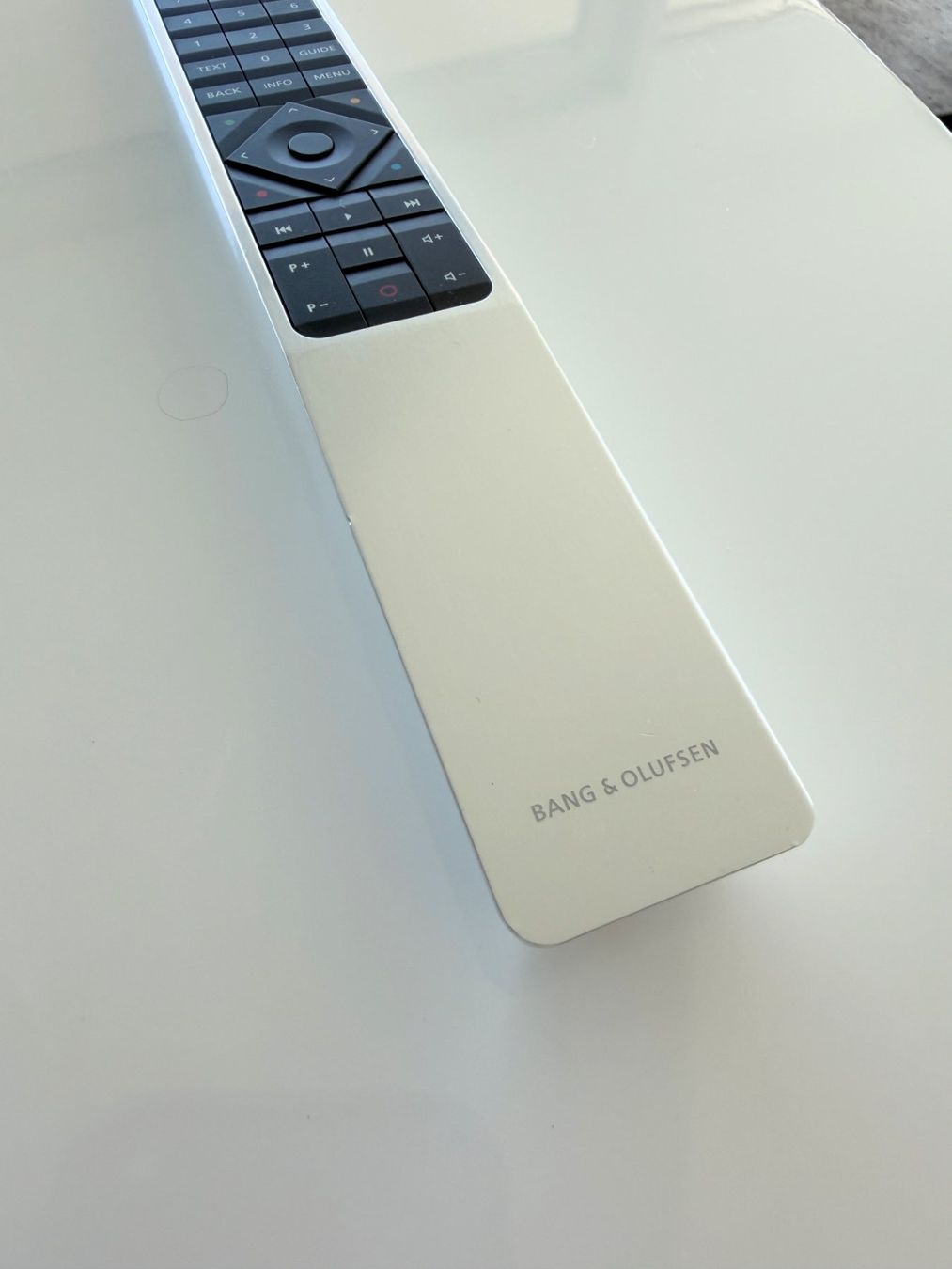 Bang & Olufsen Beoremote One (Gebraucht) in Kreuzlingen für CHF 150 ...