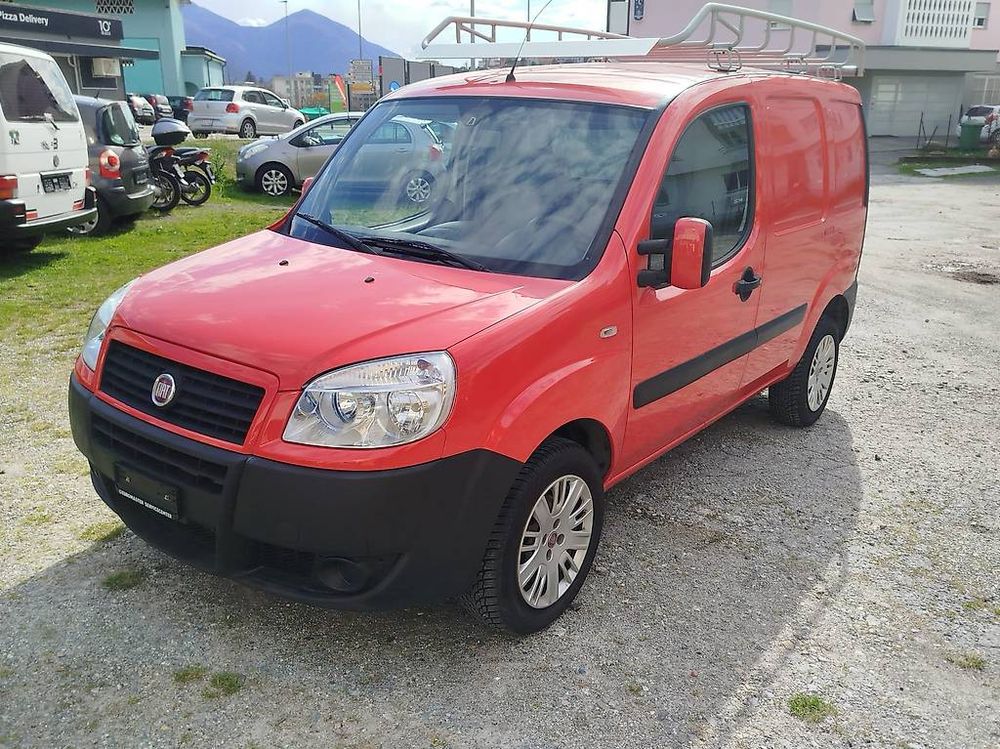 Fiat Doblò 1.3 JTD Km 57000 collaudo Fresco (mit Frish MFK) (Gebraucht ...