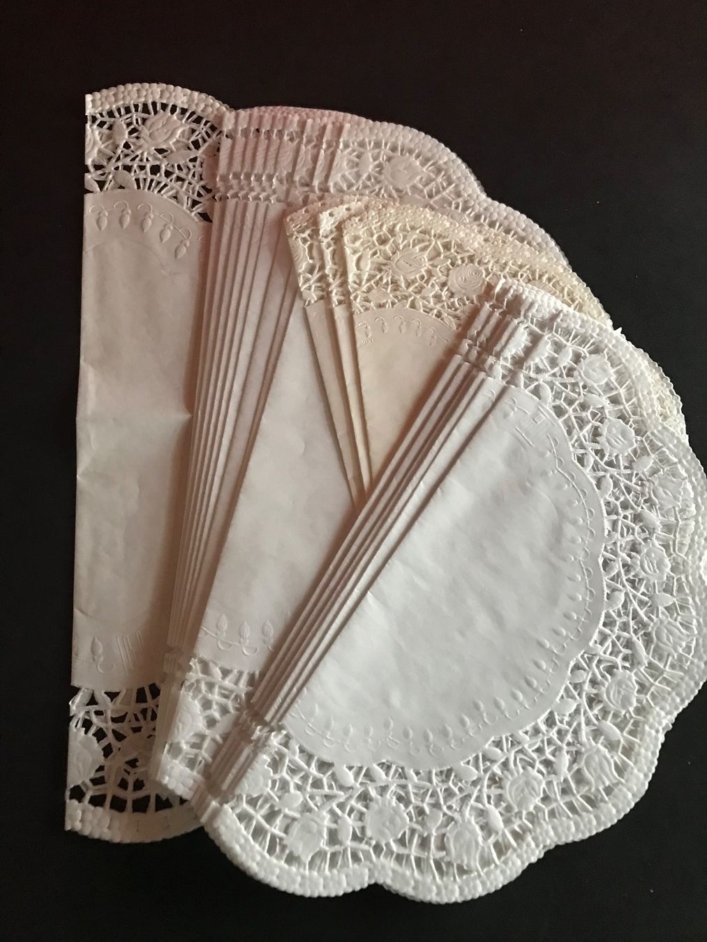 Tortenpapier Papierspitzen Tortenspitzen 26-33 cm 19 Stk (Neu (gemäss ...