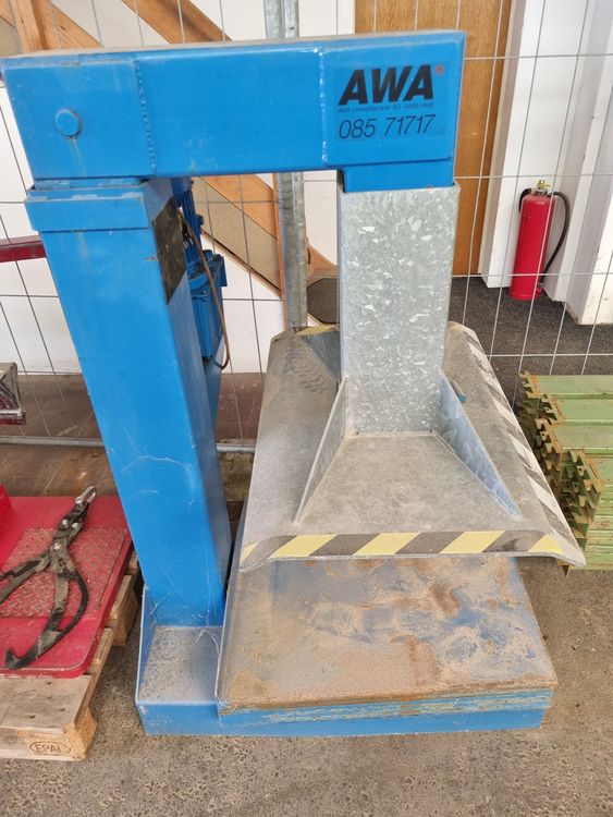 Container presse (Gebraucht) in für CHF 850 – nur Abholung auf Ricardo ...