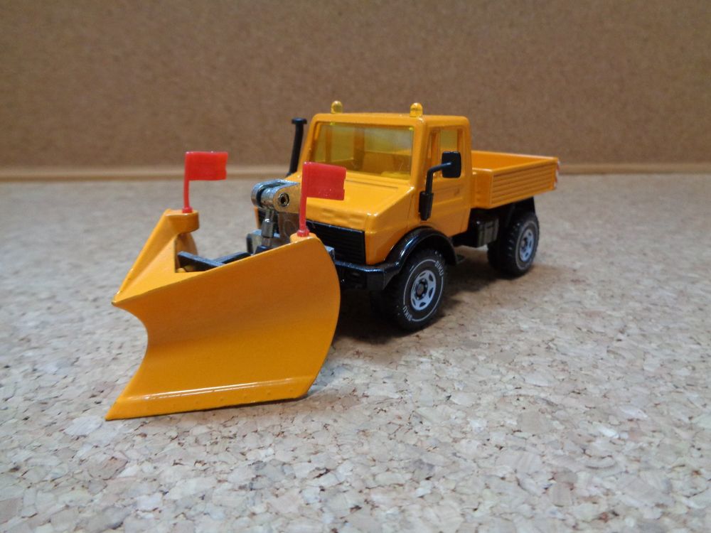 SIKU 2212 Unimog U 1500 mit Schneepflug (Neu (gemäss Beschreibung)) in ...