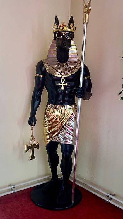 Statues Anubis, égypte. (D'occasion) à Aclens pour CHF 350 – retrait ...