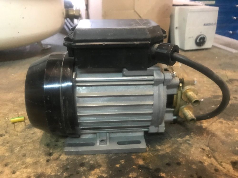 Druckpumpe SIMACO KN 35-3 (Gebraucht) in für CHF 40 – mit Lieferung auf ...