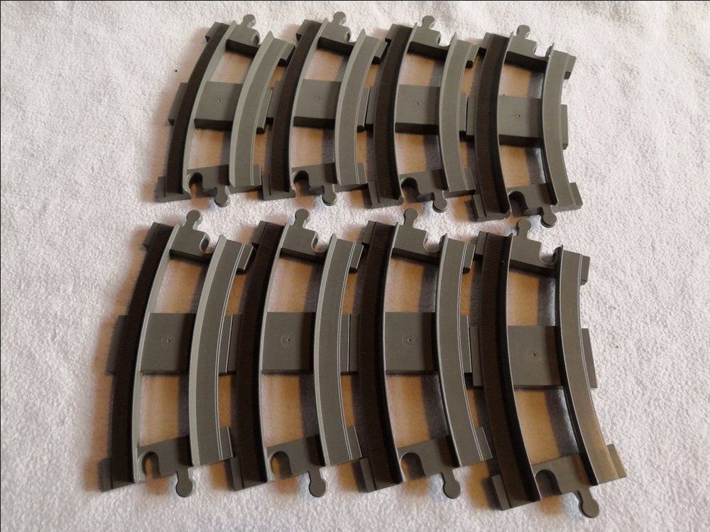 Lego Duplo Schienen Kurven 8 Stk (Gebraucht) in Bütschwil für CHF 8 – mit Lieferung auf Ricardo ...