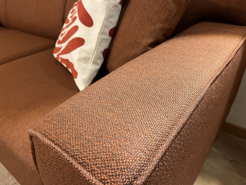 NEUES Sofa rostrot | Kaufen auf Ricardo