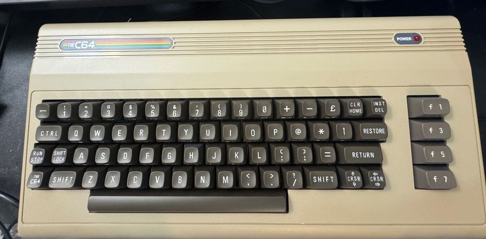 Commodore C64 Maxi (Gebraucht) in Zürich für CHF 85 – mit Lieferung auf ...